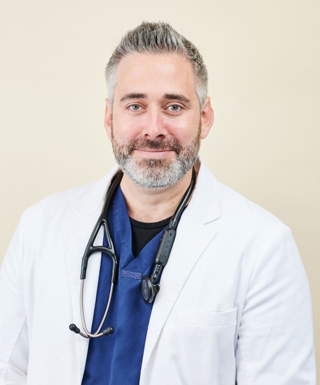 Our Staff - Palms & Paws